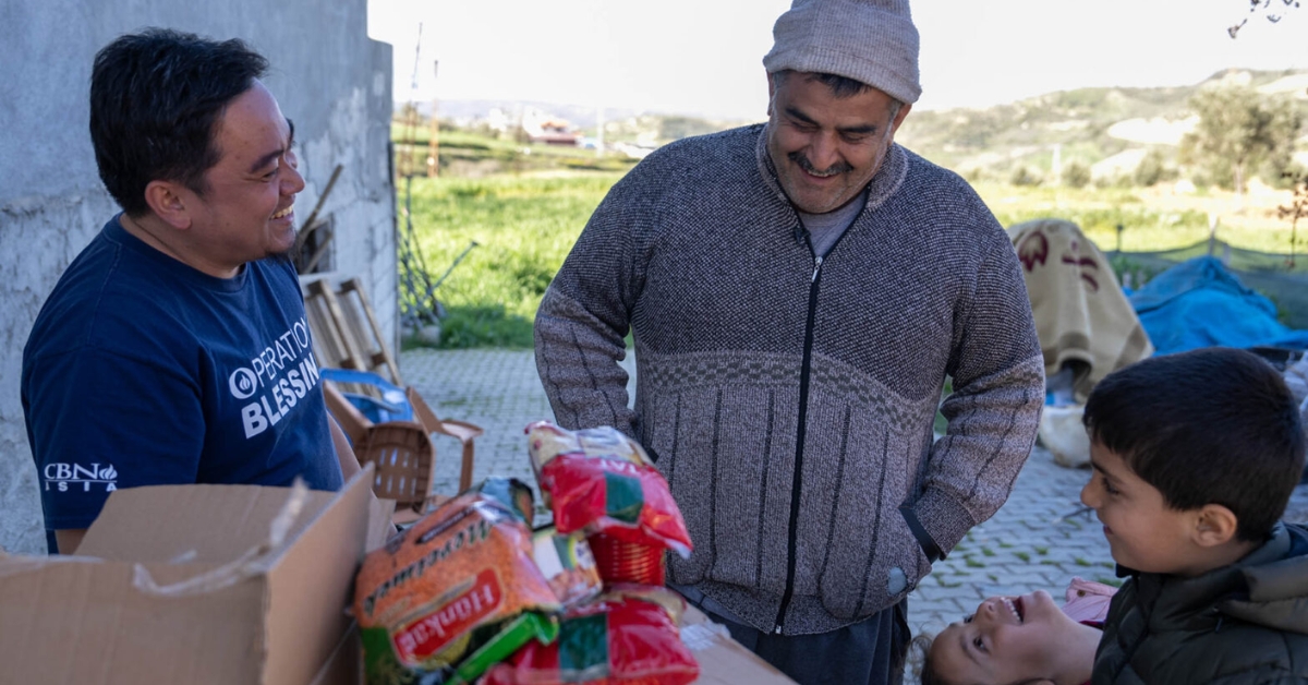 Praising God for Food After Turkey’s Earthquake